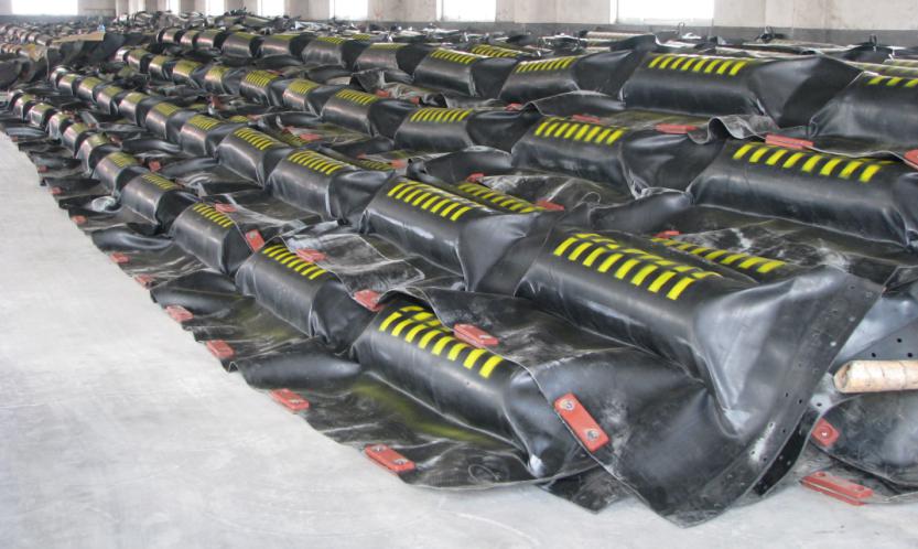 Spilldoc Rubber Float Spill Containment Boom — Spilldoc Malaysia